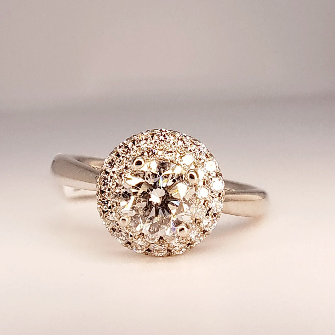 18ct White gold Diamond Halo Engagement Ring – Ciaran O Flynn Jewellers